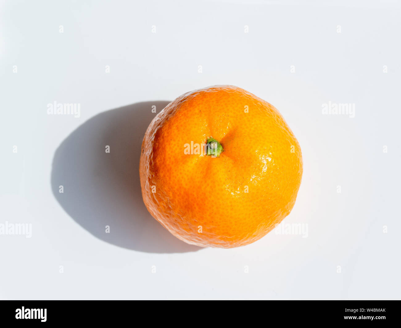 Orange fruit top view isolated on white background Stock Photo - Alamy