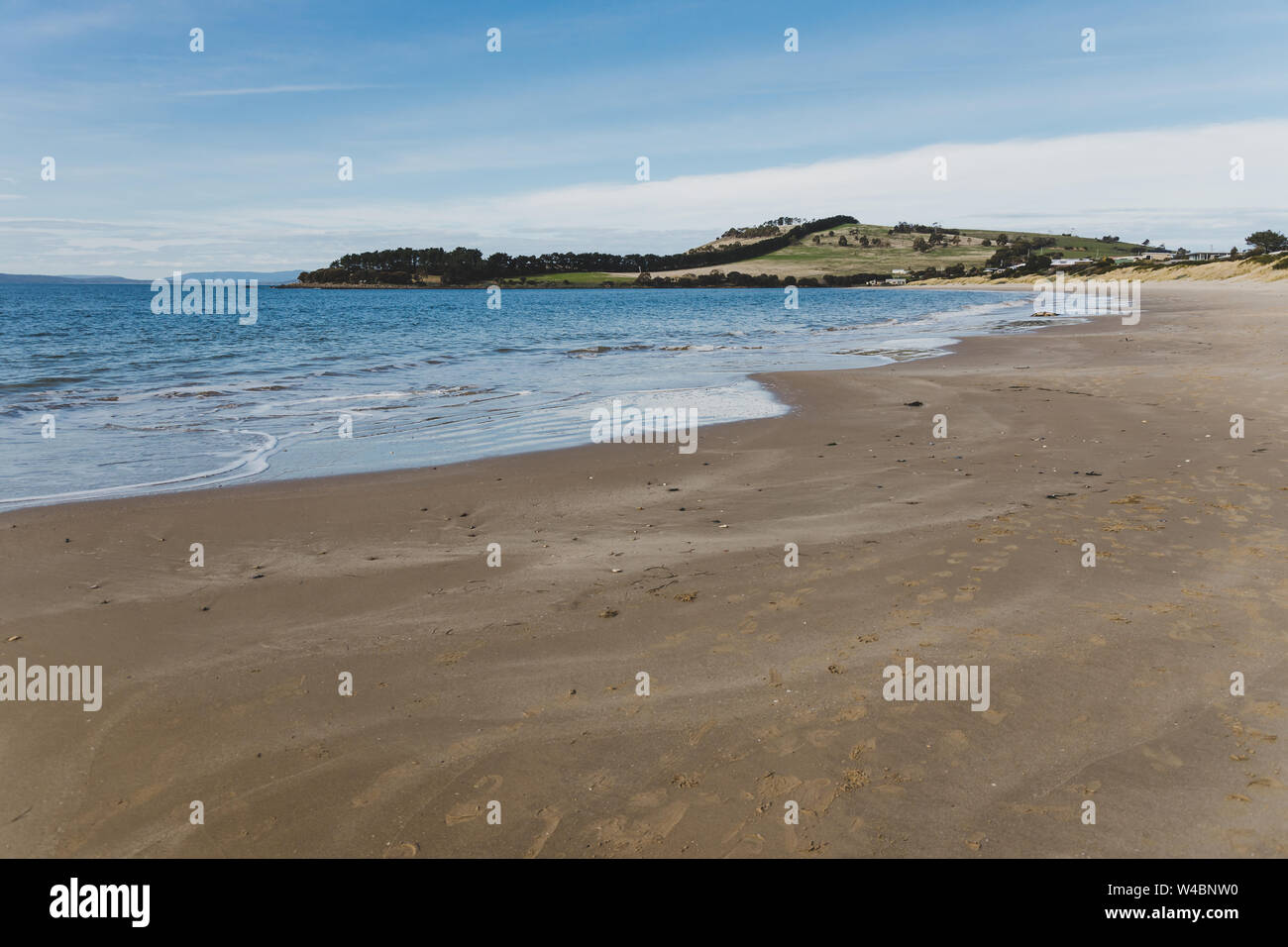 sunny Australian beach in Cremorne, Tasmania looking beautiful and ...