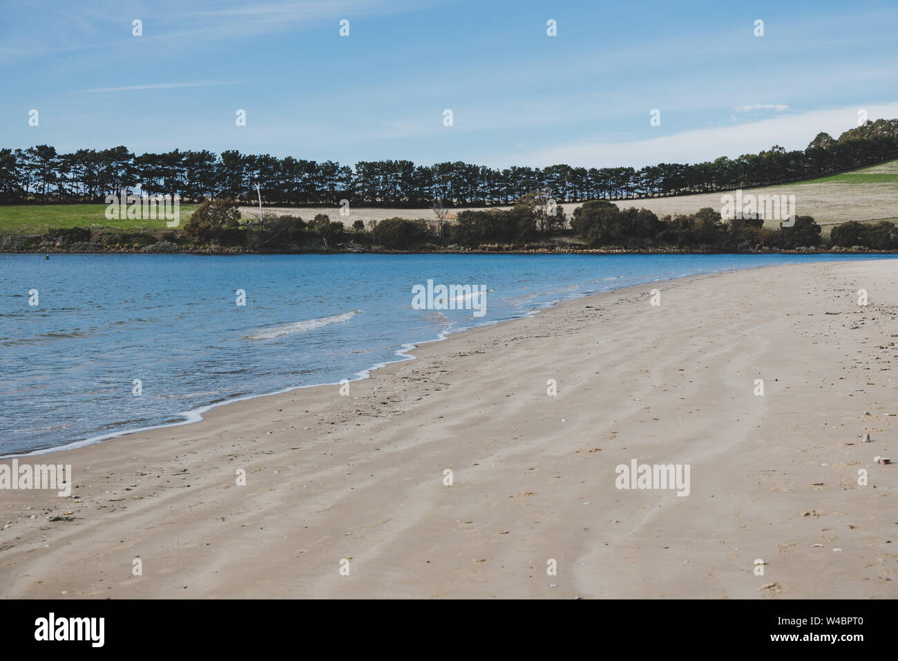 sunny Australian beach in Cremorne, Tasmania looking beautiful and ...