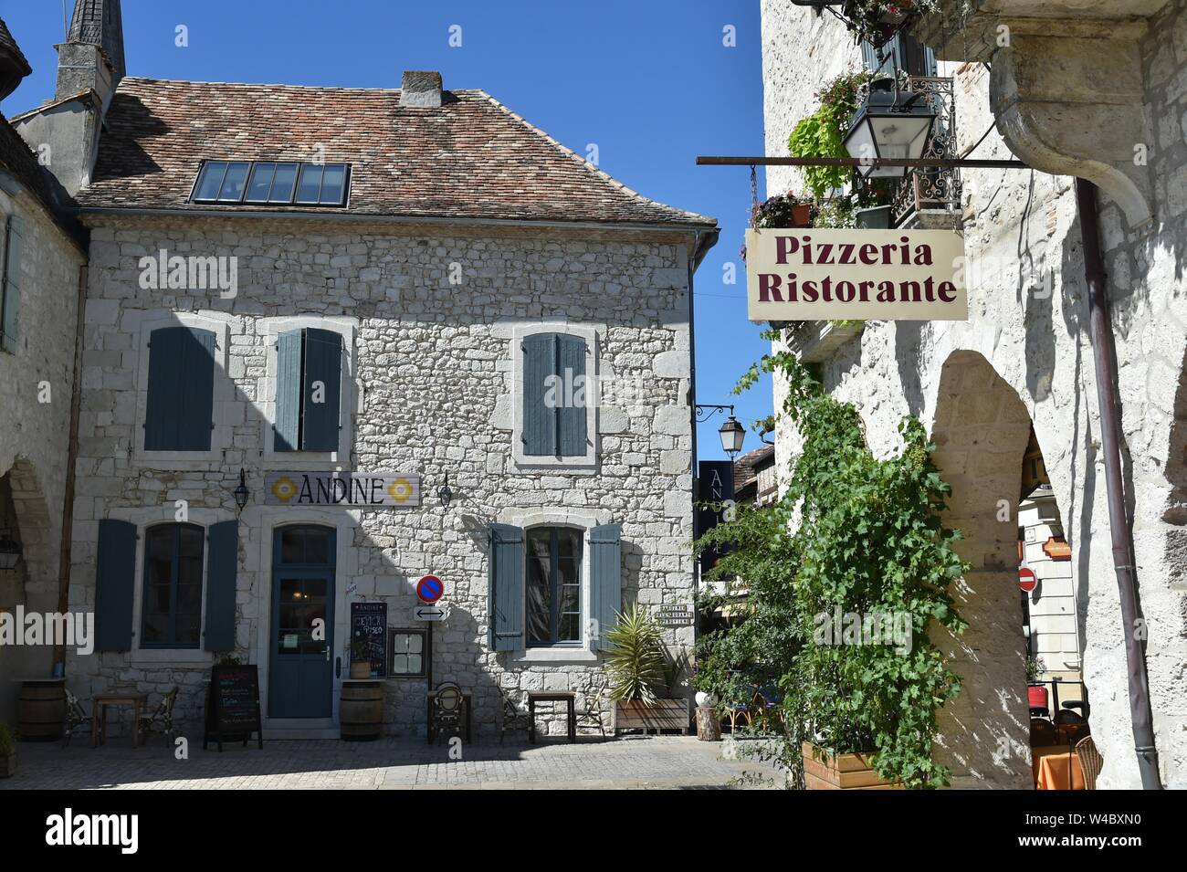 D eymet hi-res stock photography and images - Alamy