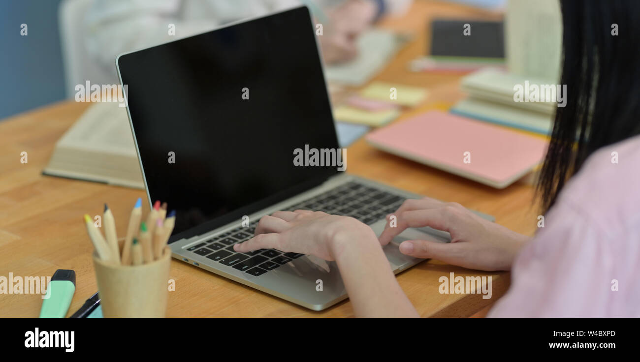 Essay hand hi-res stock photography and images - Alamy