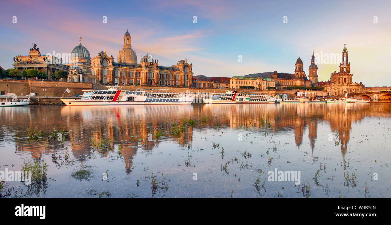 Beautiful panorama city dresden germany hi-res stock photography and ...