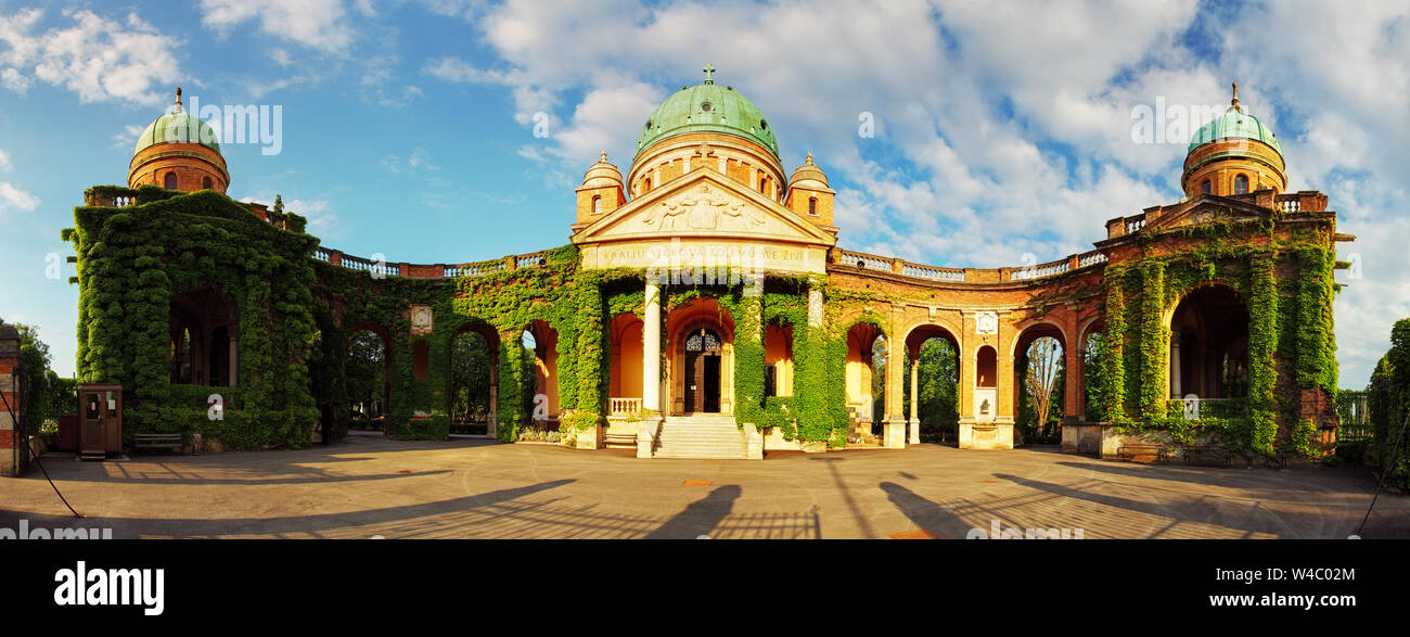 Zagreb - Mirogoj cemetery Stock Photo - Alamy