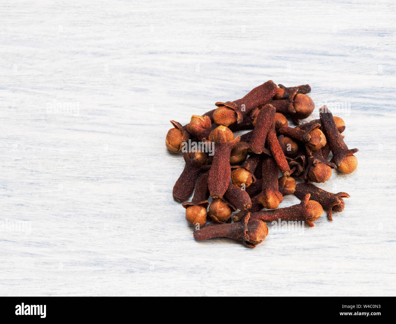 Clove spice hi-res stock photography and images - Alamy