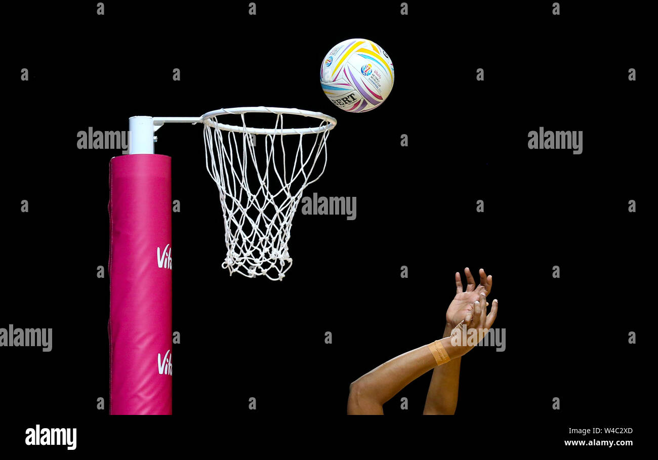 Goal being scored hi-res stock photography and images - Alamy