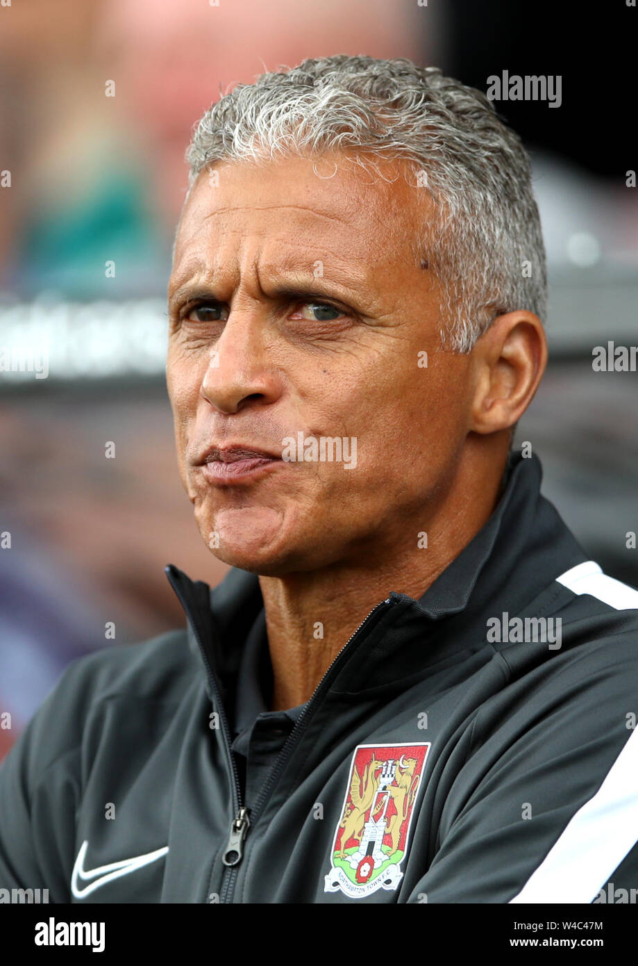 Northampton town manager keith curle hi-res stock photography and ...