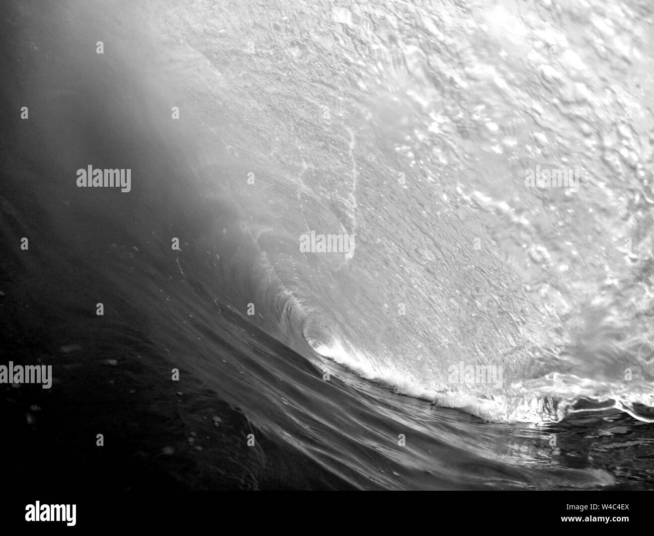 Beautiful closeup shot of amazing strong ocean waves in detailed focus ...