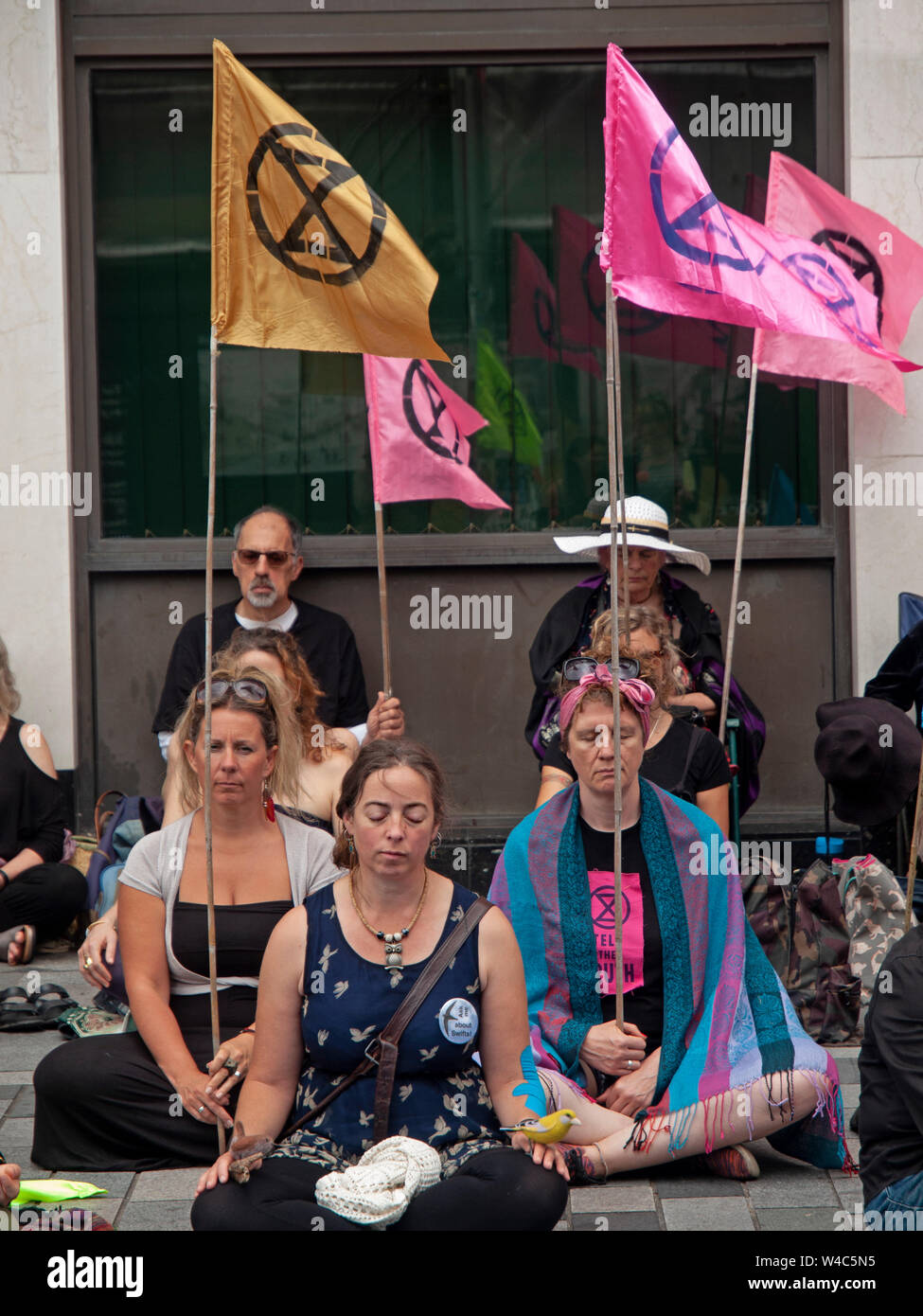 Passive protest hi-res stock photography and images - Alamy