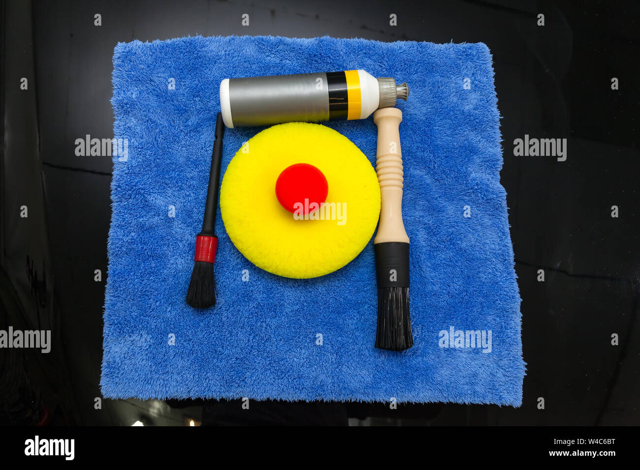Polishing armor hi-res stock photography and images - Alamy