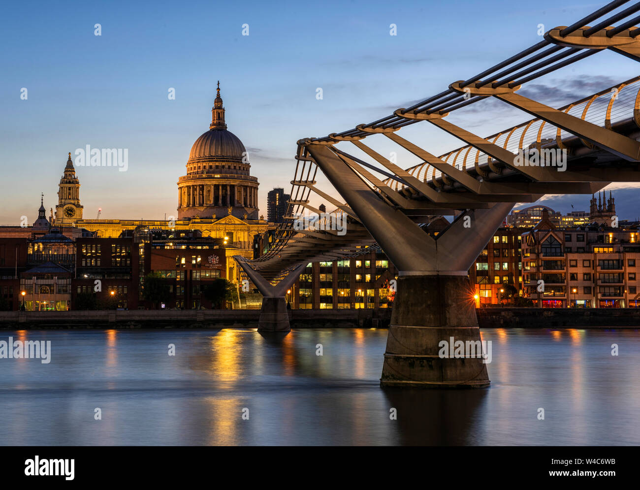 Sunrise at the Millennium Bridge, London England UK Stock Photo - Alamy Sunrise at the Millennium Bridge, London England UK Stock Photo - Alamy