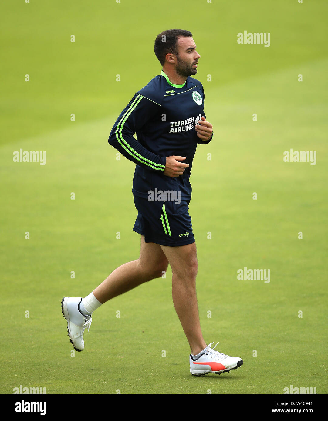 Stuart thompson hi-res stock photography and images - Alamy