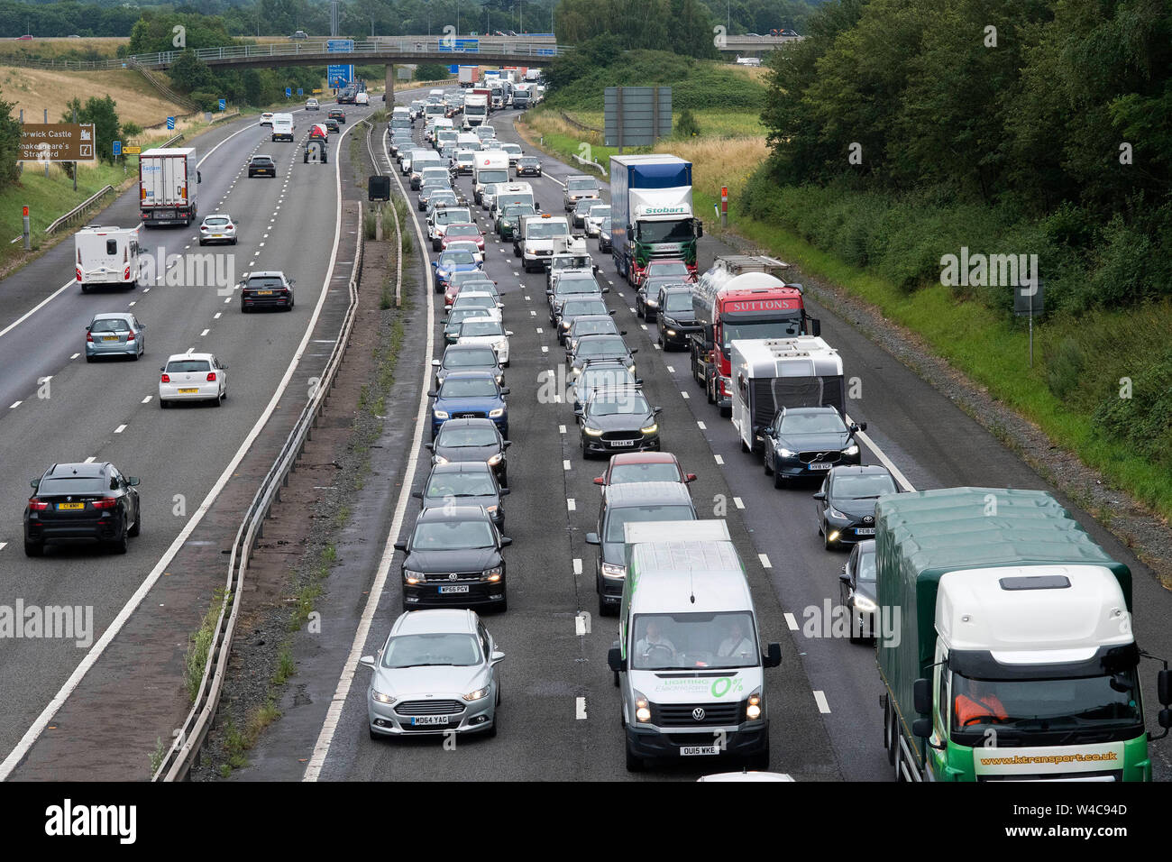 Traffic stopped on the M40 Motorway nr Warwick as people hit the road ...