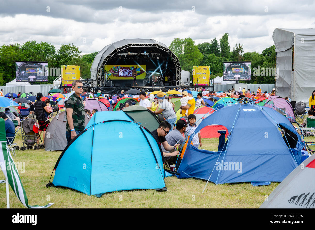 London barrio fiesta 2019 hi-res stock photography and images - Alamy