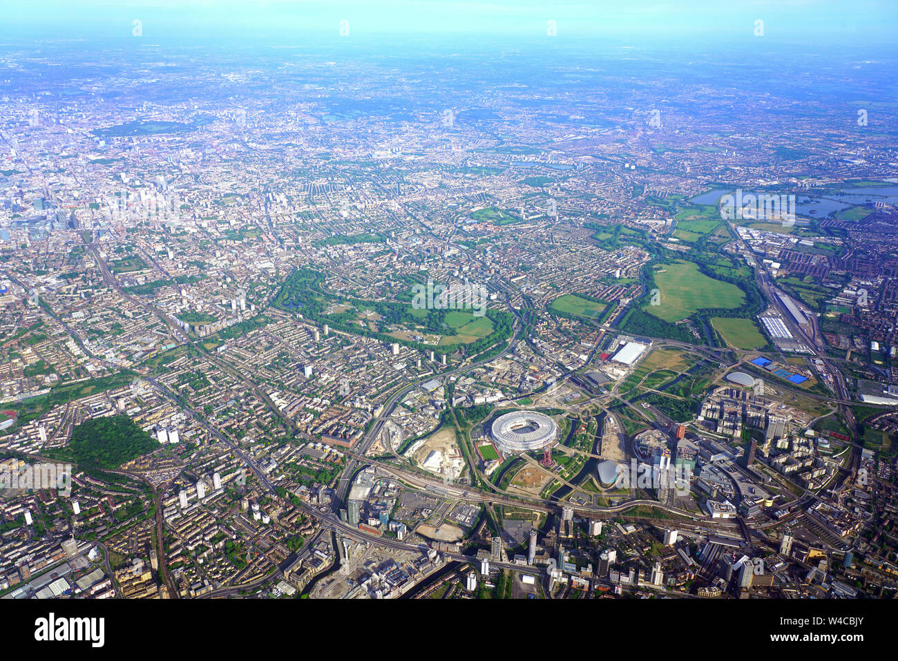 Olympic park london, aerial 2019 hi-res stock photography and images ...