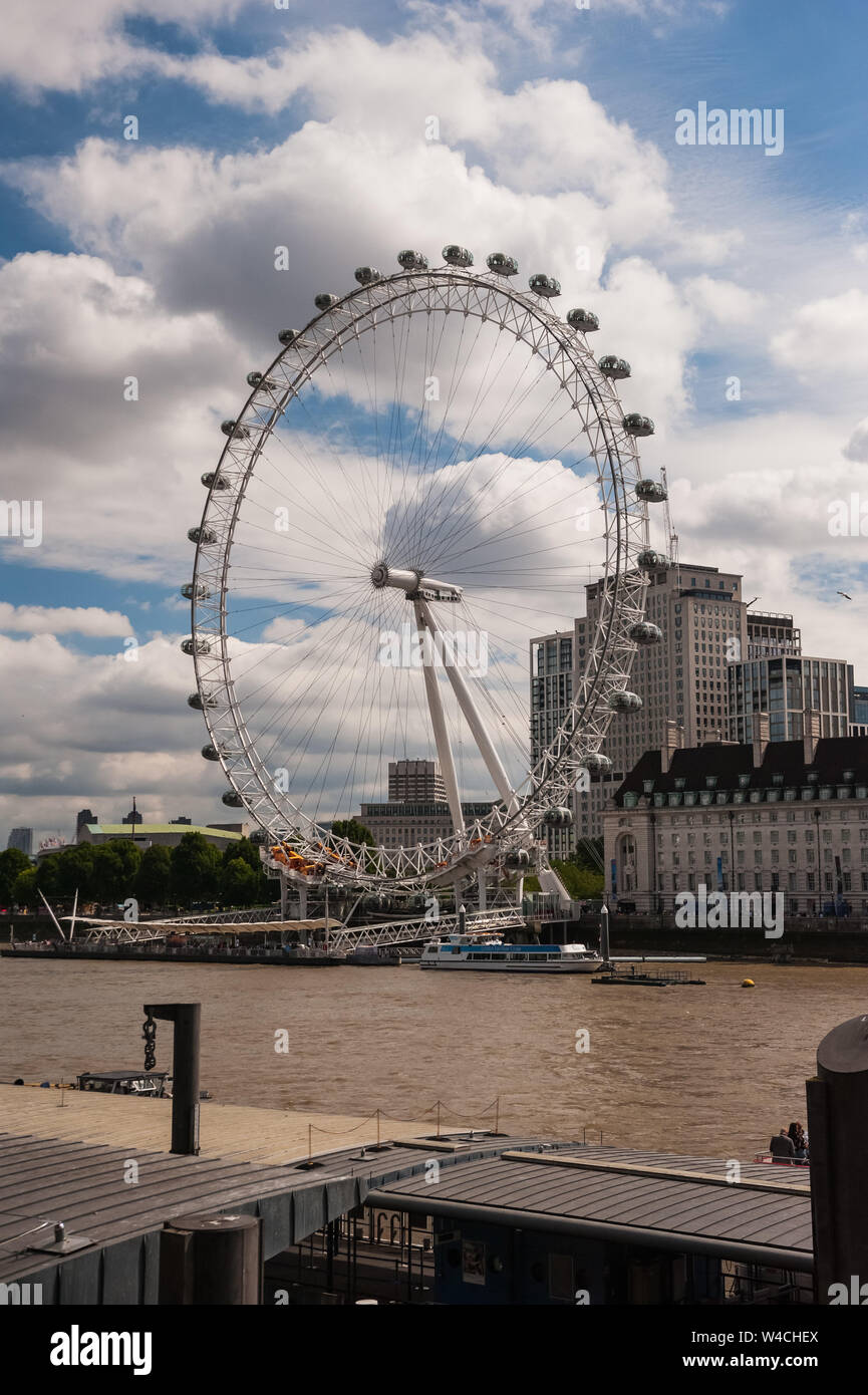 Nice london houses hi-res stock photography and images - Alamy