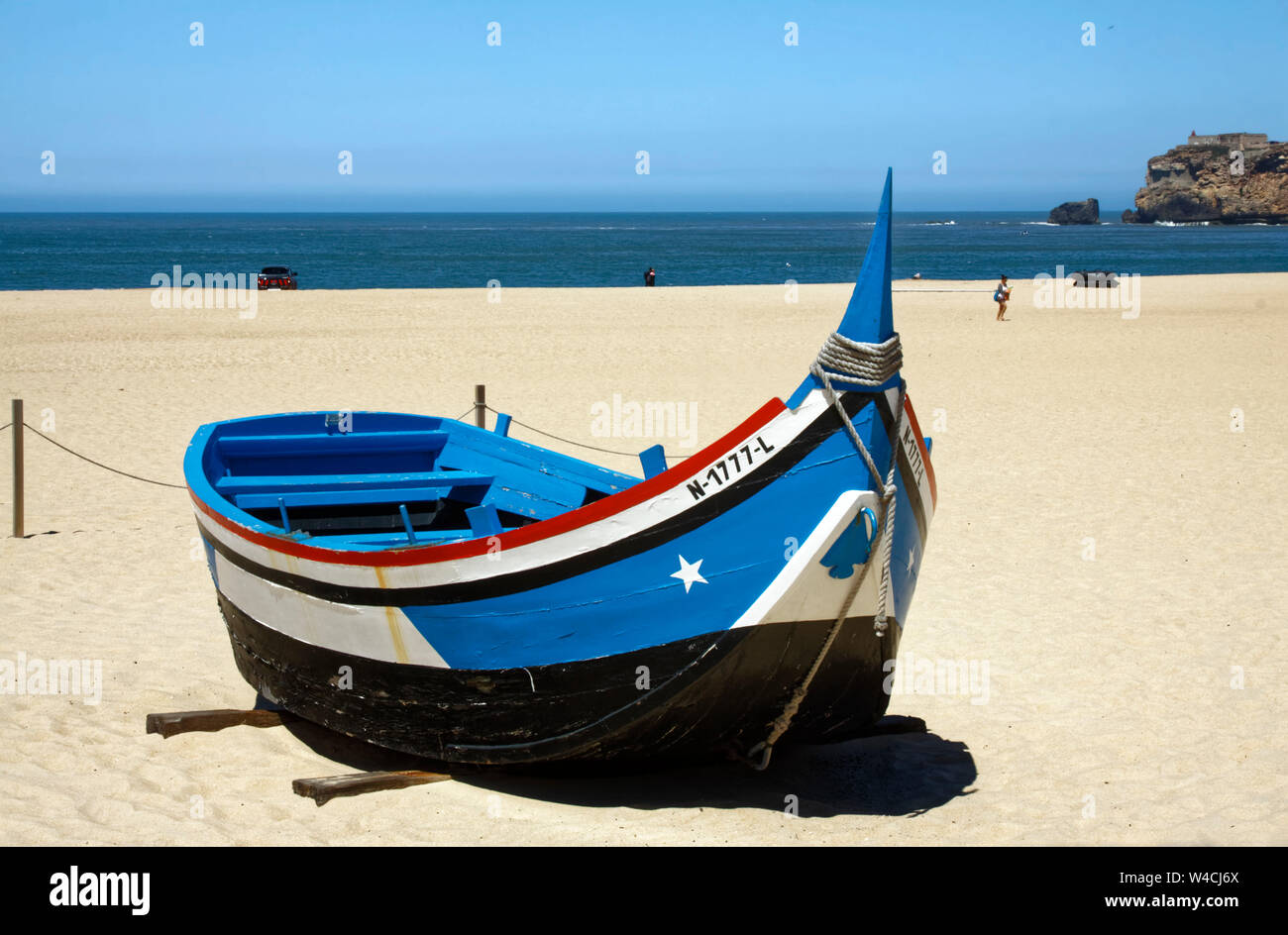 Nazare fishing boats hi-res stock photography and images - Alamy