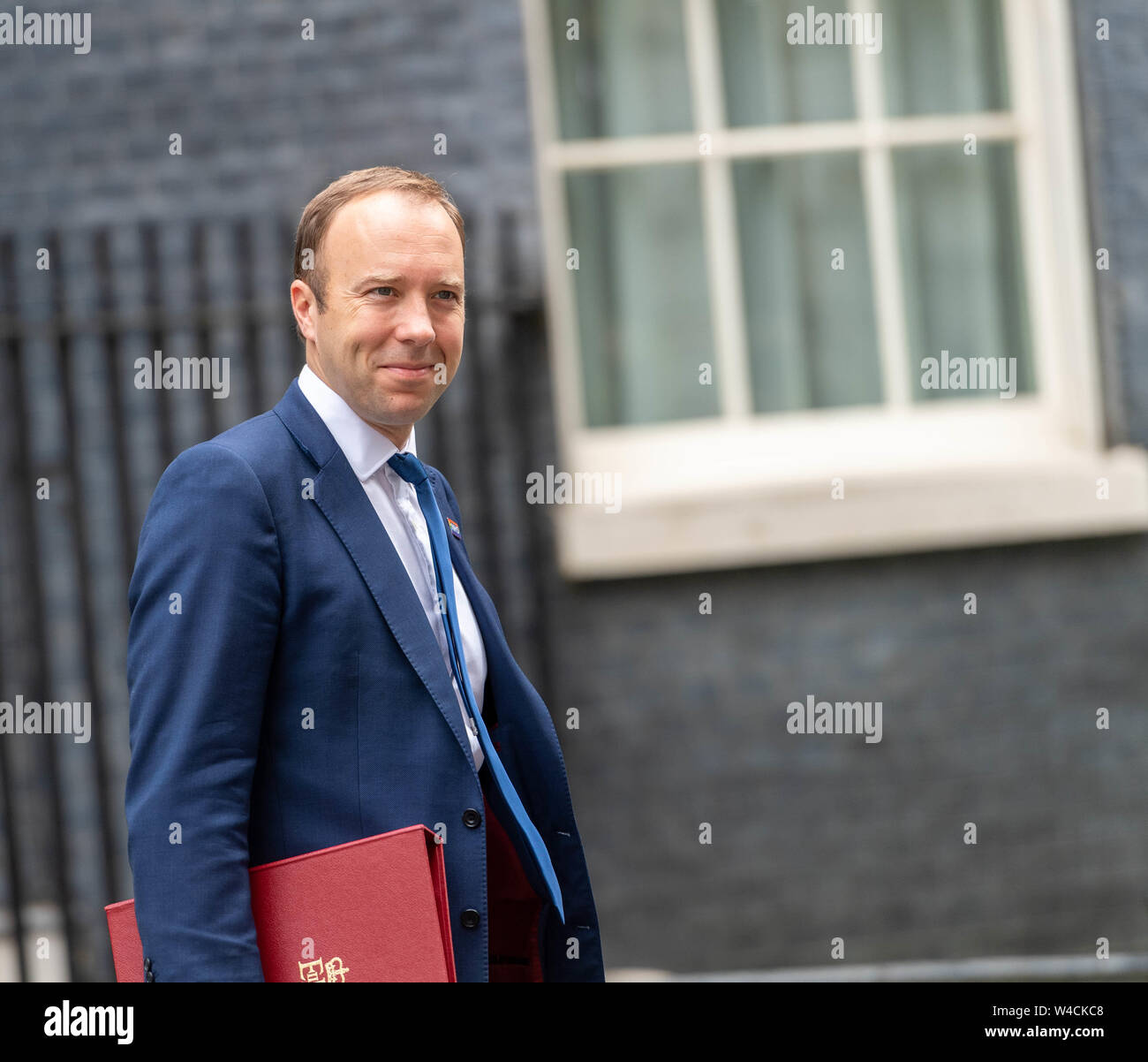 Matt hancock mp hi-res stock photography and images - Alamy