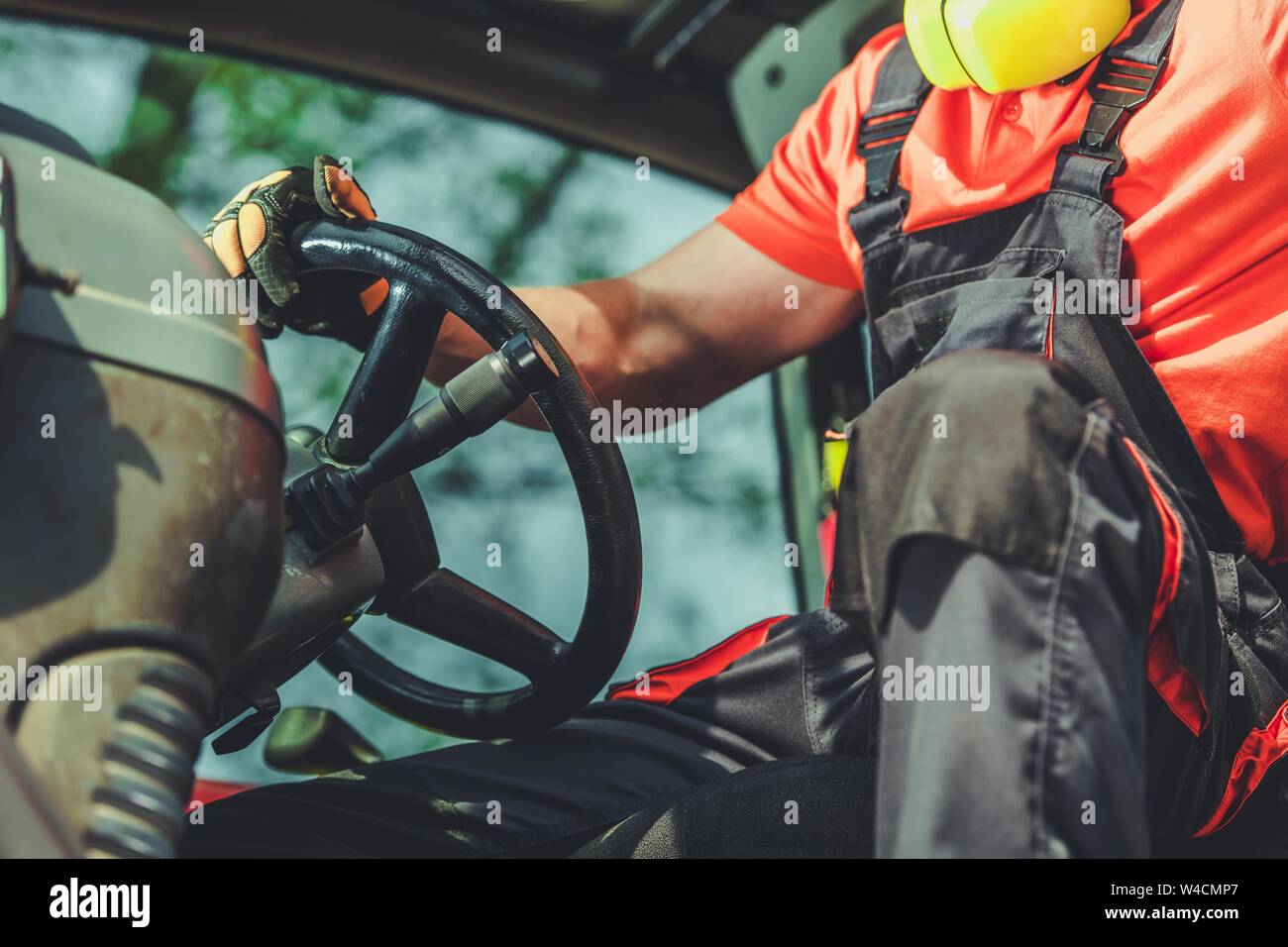 Dozer cabin hi-res stock photography and images - Alamy