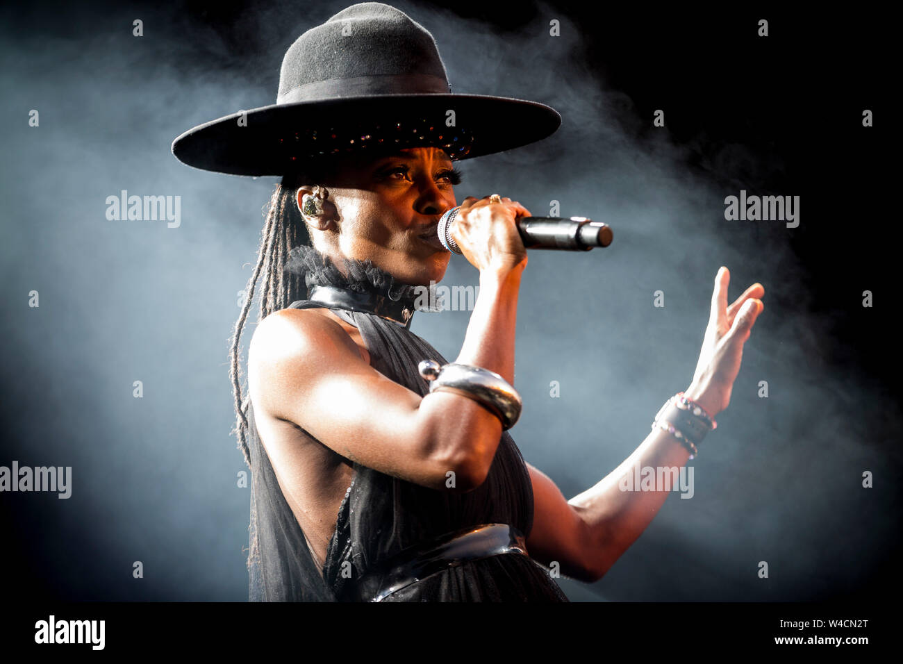 A British singer and songwriter, Skye Edwards of Morcheeba Band ...