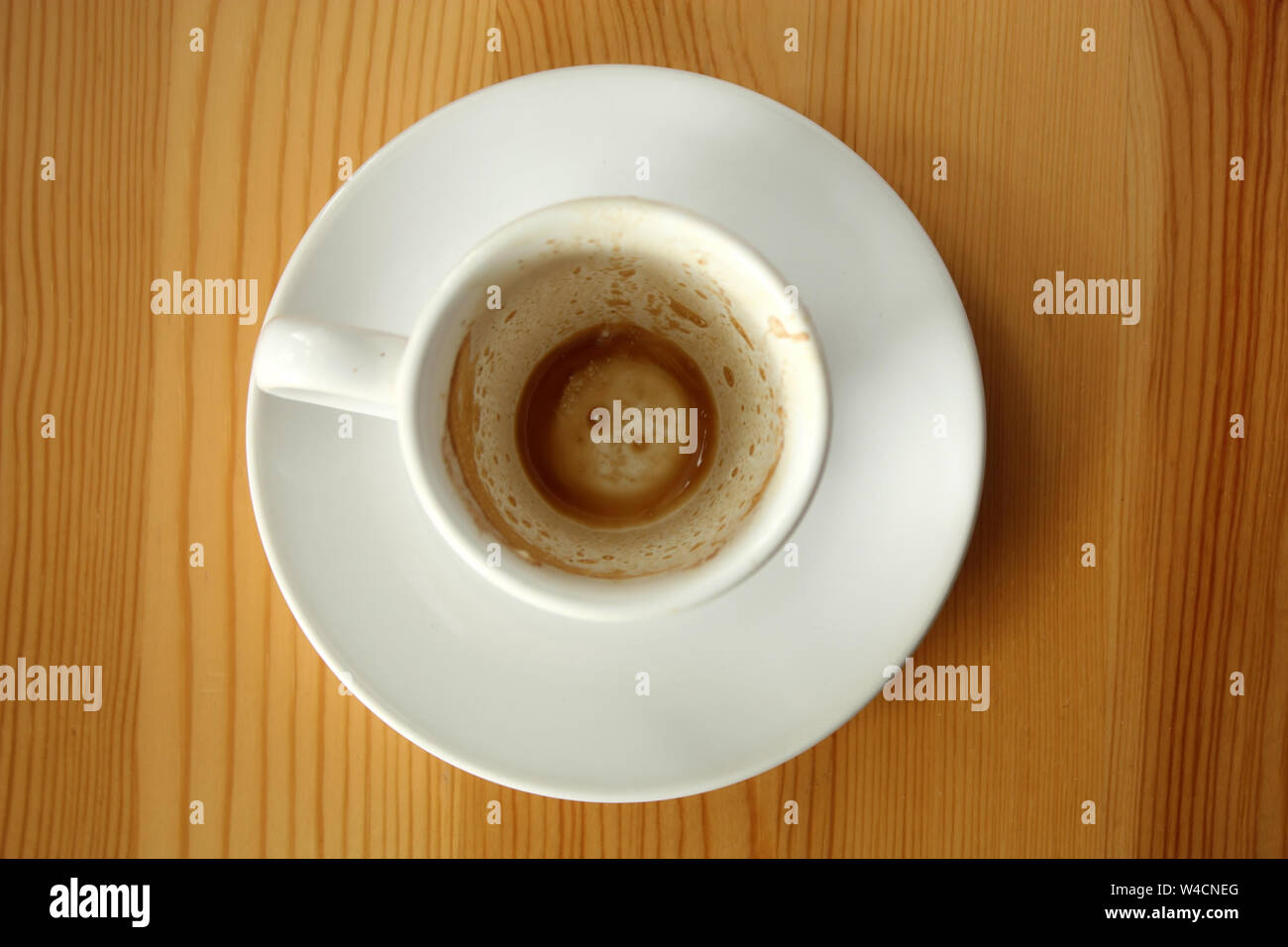 Empty white cup hi-res stock photography and images - Alamy