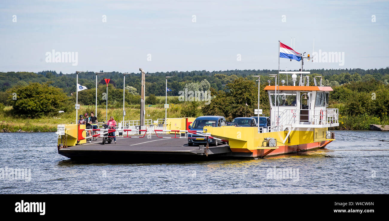 Gelderland, veerponten, ferries across the Dutch rivers, 22-07-2019 ...