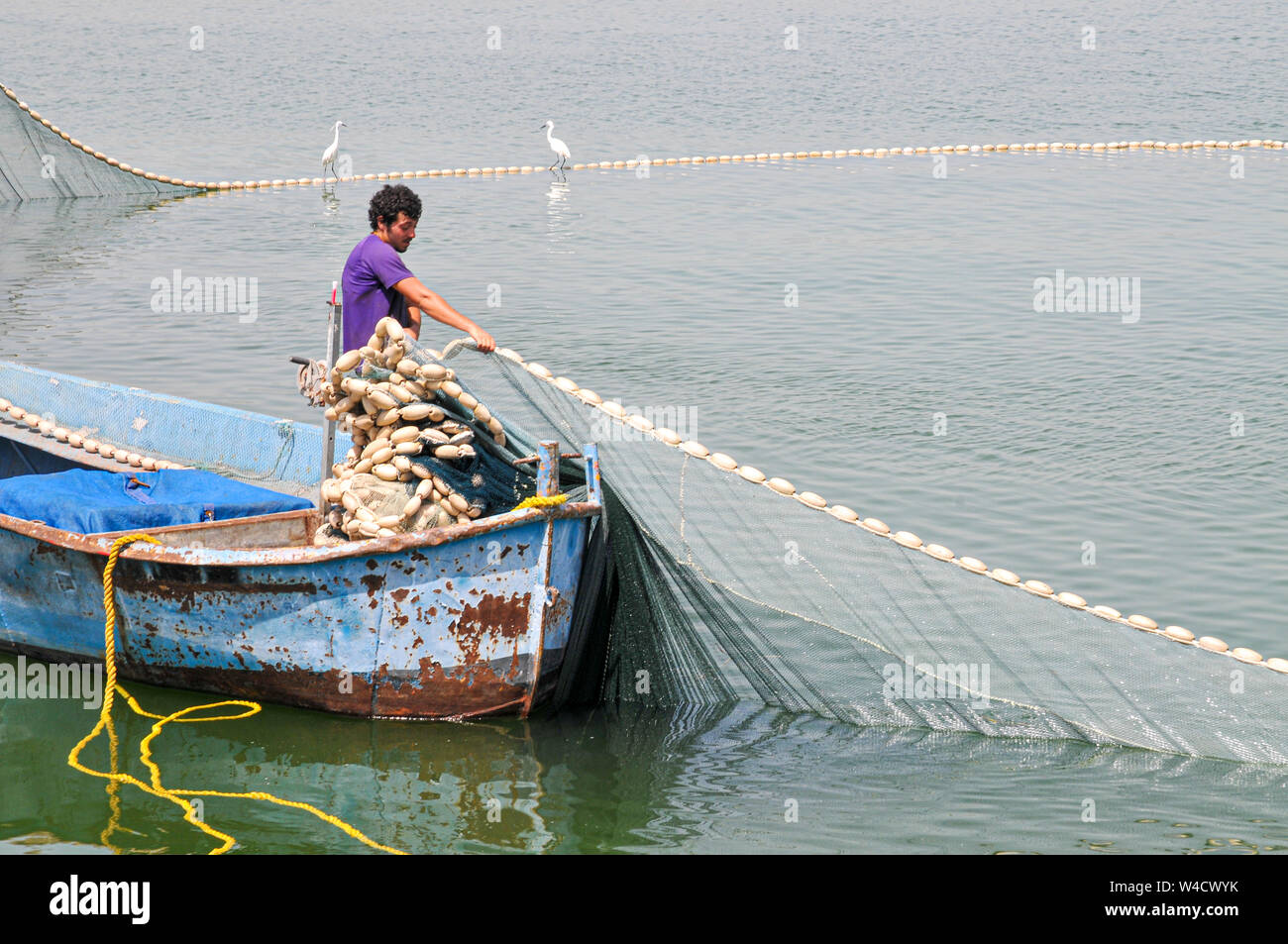 Sea fishing boat net hi-res stock photography and images - Alamy