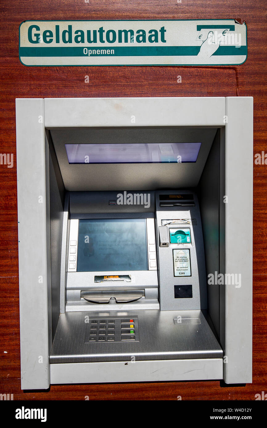 Pinautomaat hi-res stock photography and images - Alamy