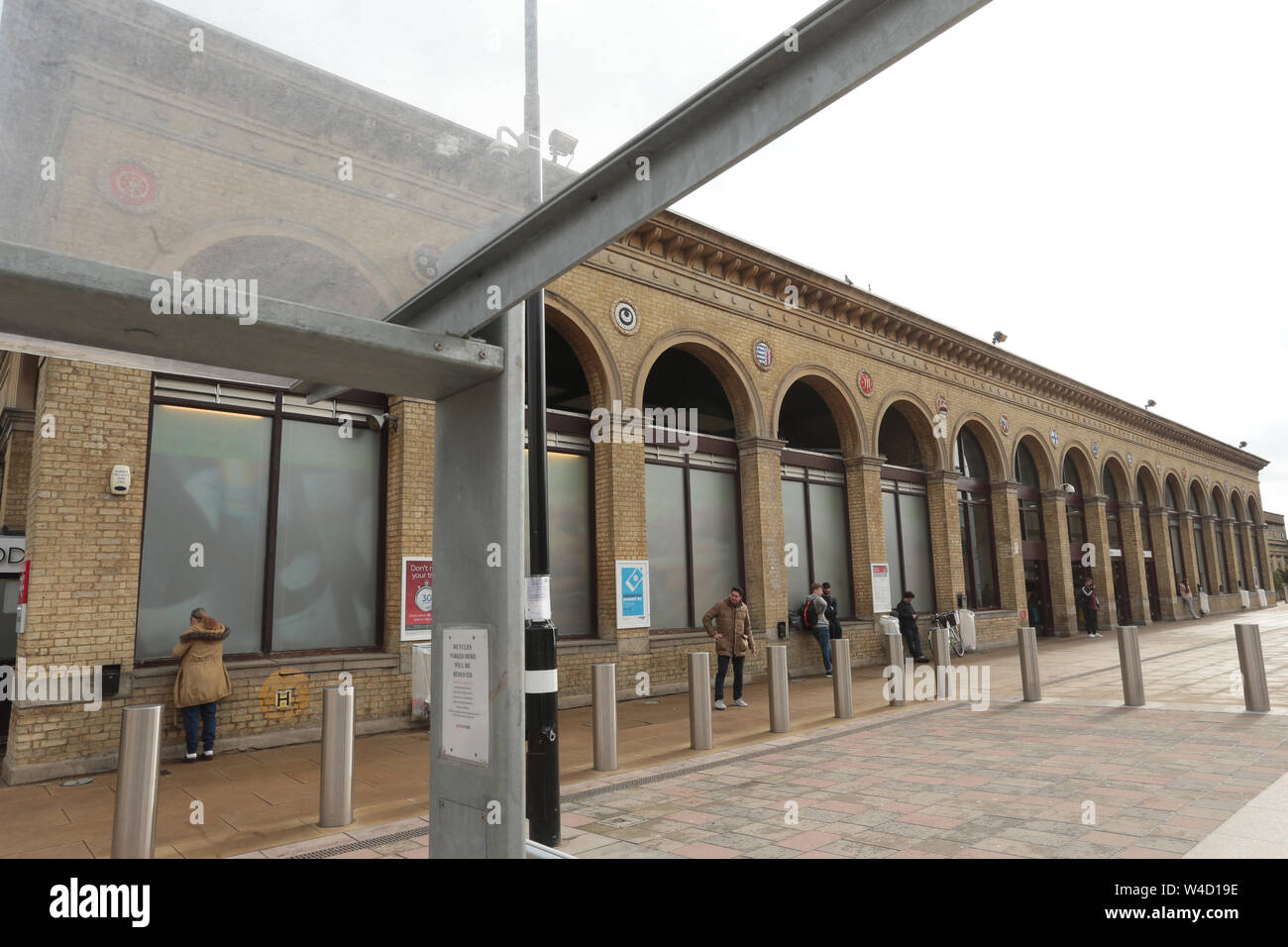 Cambridge Mainline Railway Station Station Road Cambridge Stock Photo ...