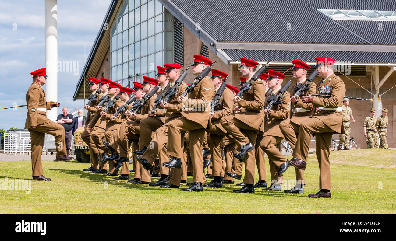Historic Lothians and Border Yeomanry regiment receive Freedom of East ...