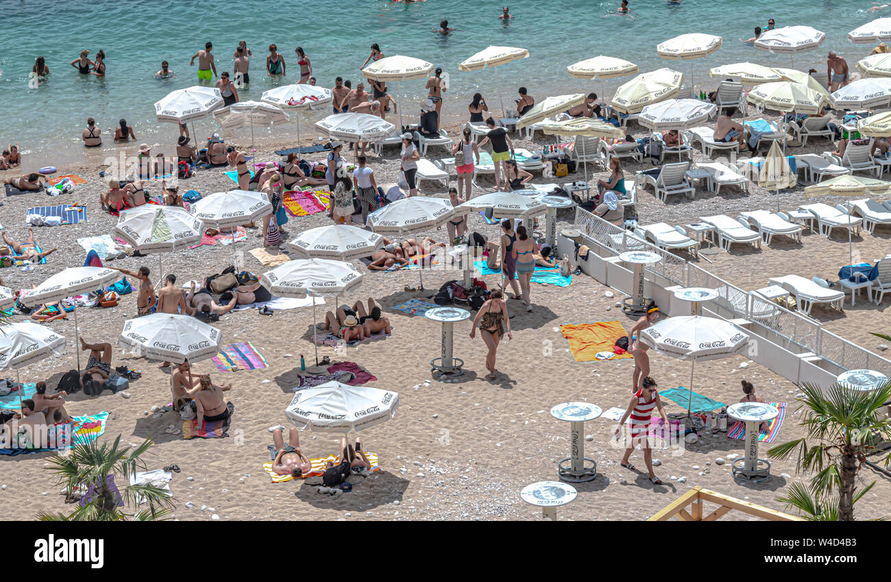 Banje beach boat hi-res stock photography and images - Alamy