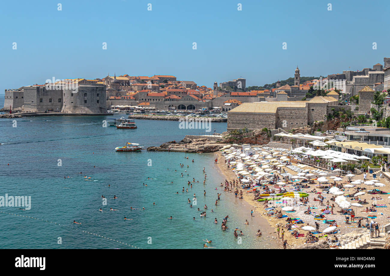 Banje beach boat hi-res stock photography and images - Alamy