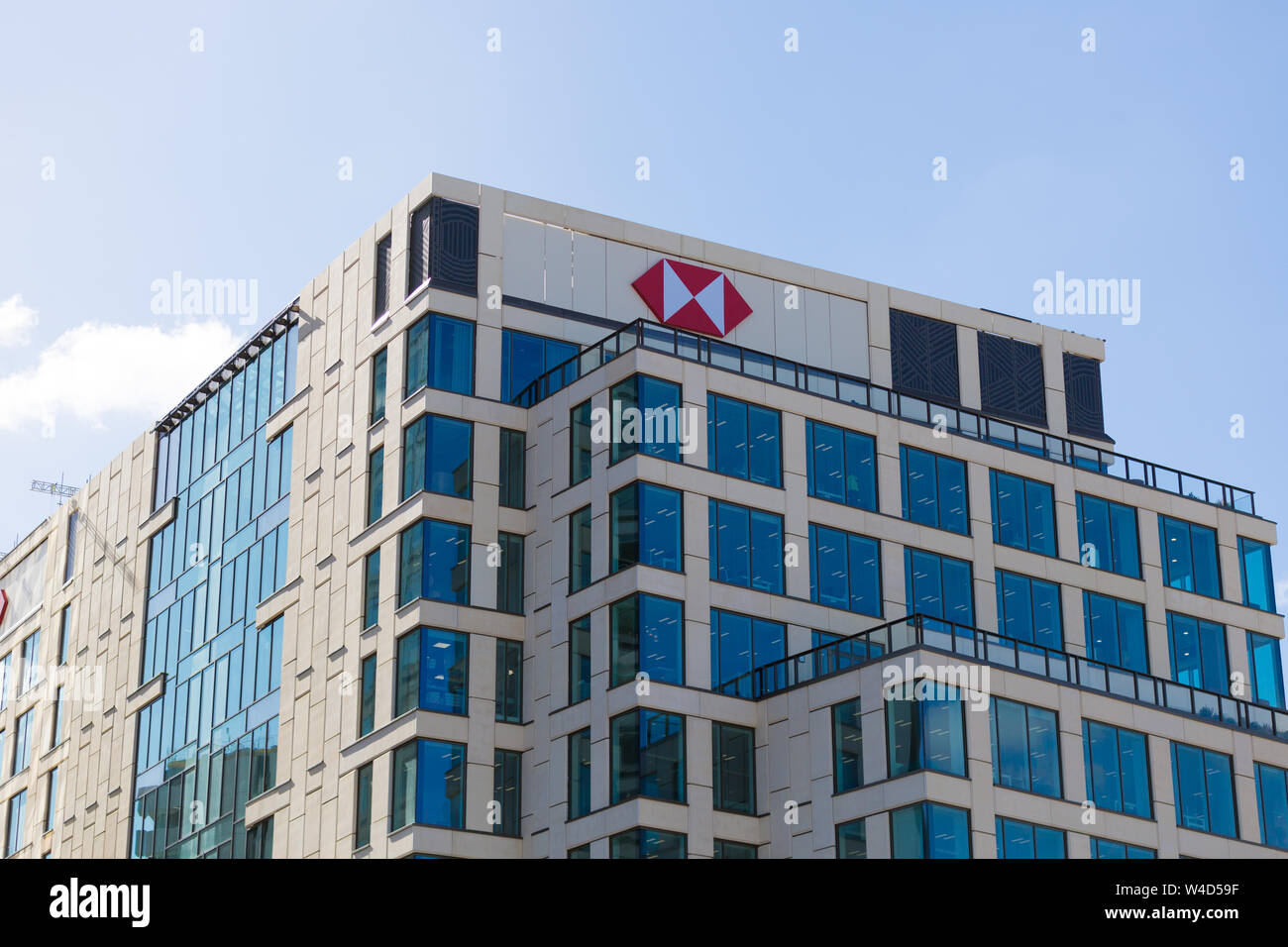 Hsbc building construction hi-res stock photography and images - Alamy