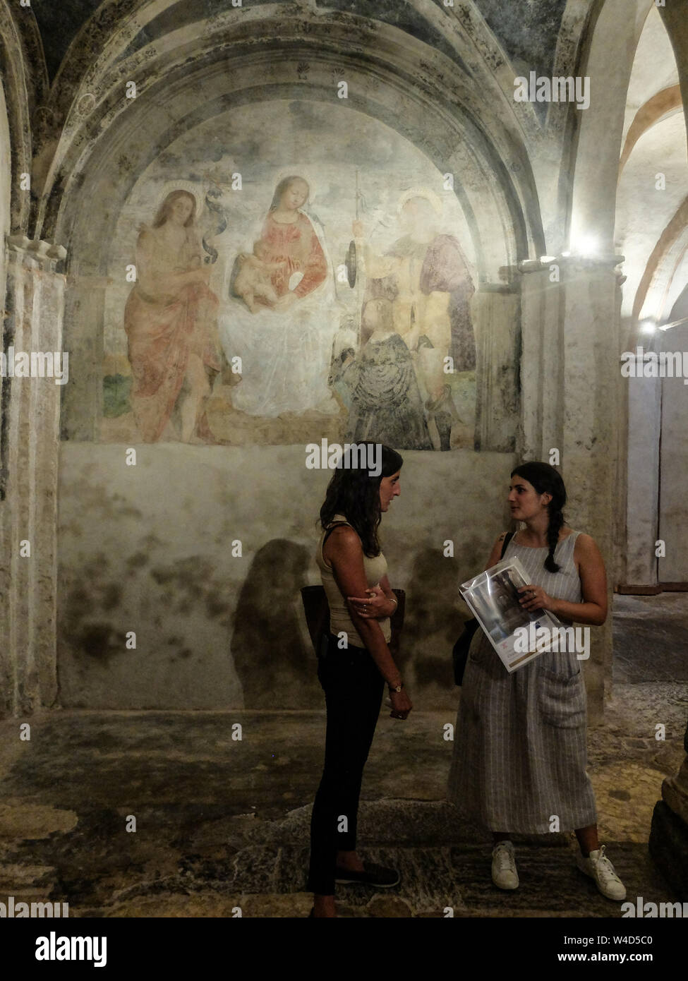 Cripta del sepolcro hi-res stock photography and images - Alamy