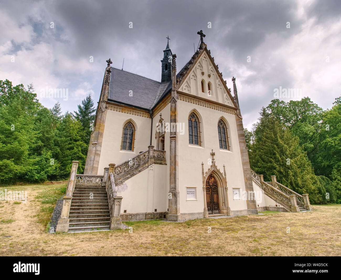 Orlik castle hi-res stock photography and images - Alamy