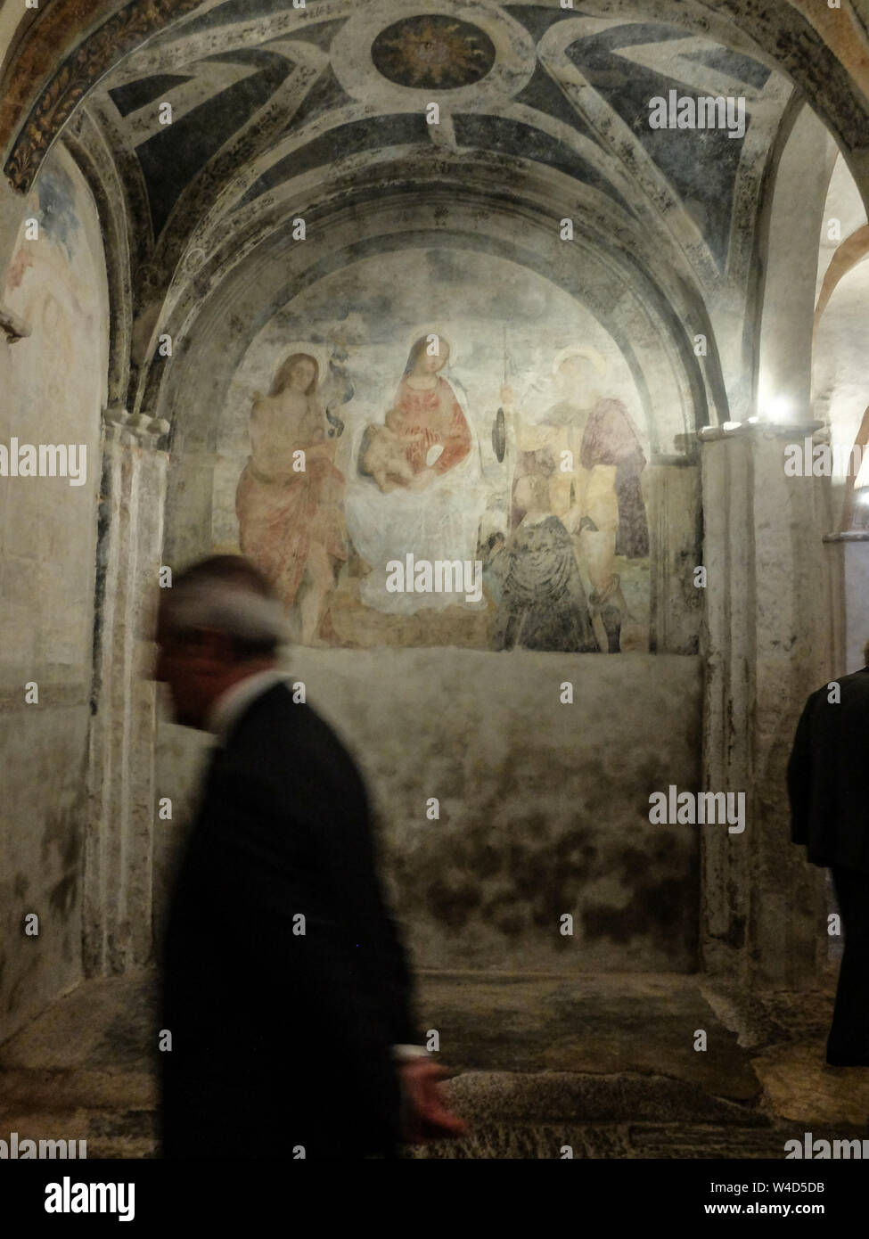 Cripta del sepolcro hi-res stock photography and images - Alamy