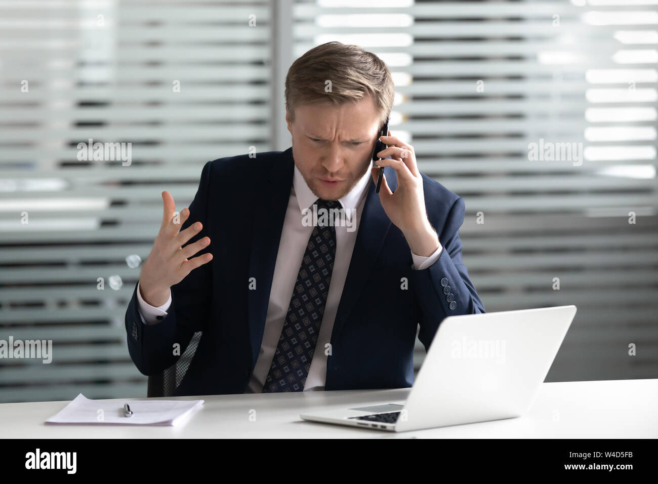Businessman anger hi-res stock photography and images - Alamy