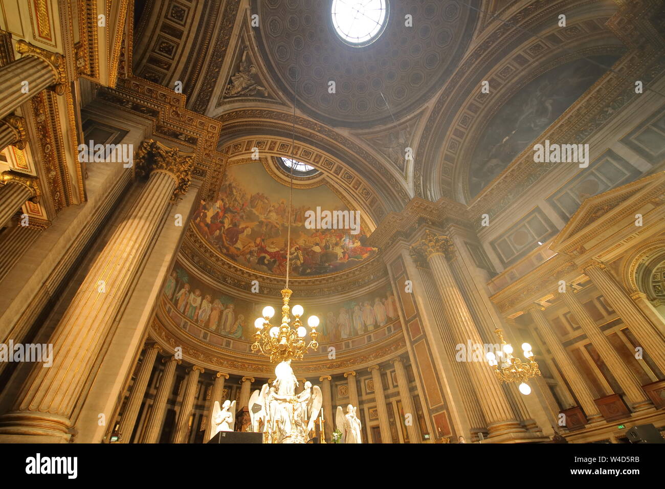 Madeleine church cathedral Paris France Stock Photo - Alamy