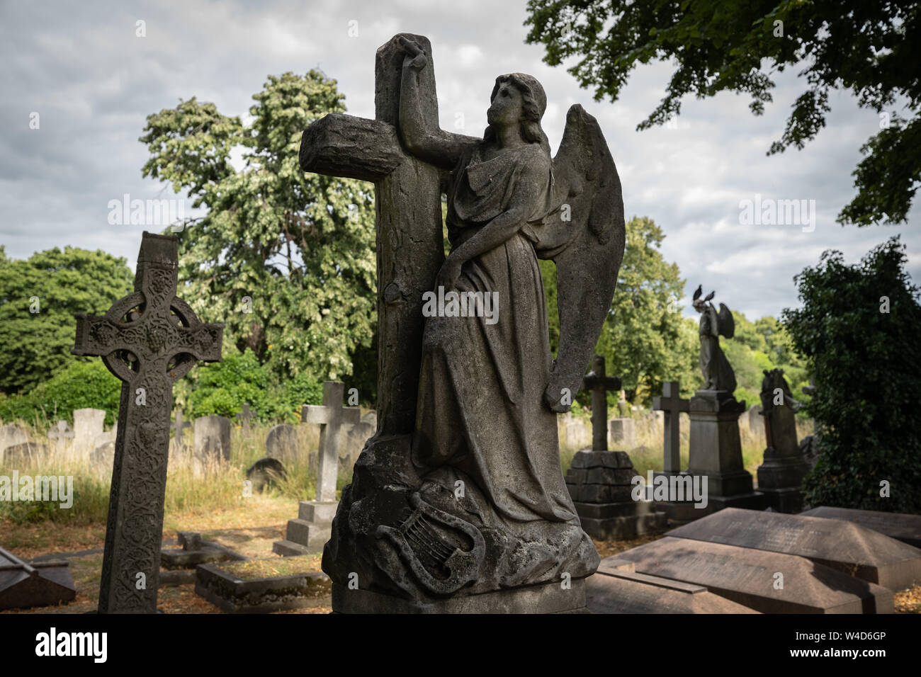 Brompton Cemetery Open Day. One of the ‘Magnificent Seven’ cemeteries ...