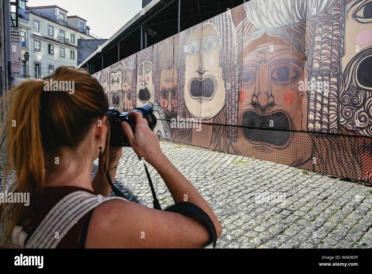 Photographing graffiti hi-res stock photography and images - Alamy