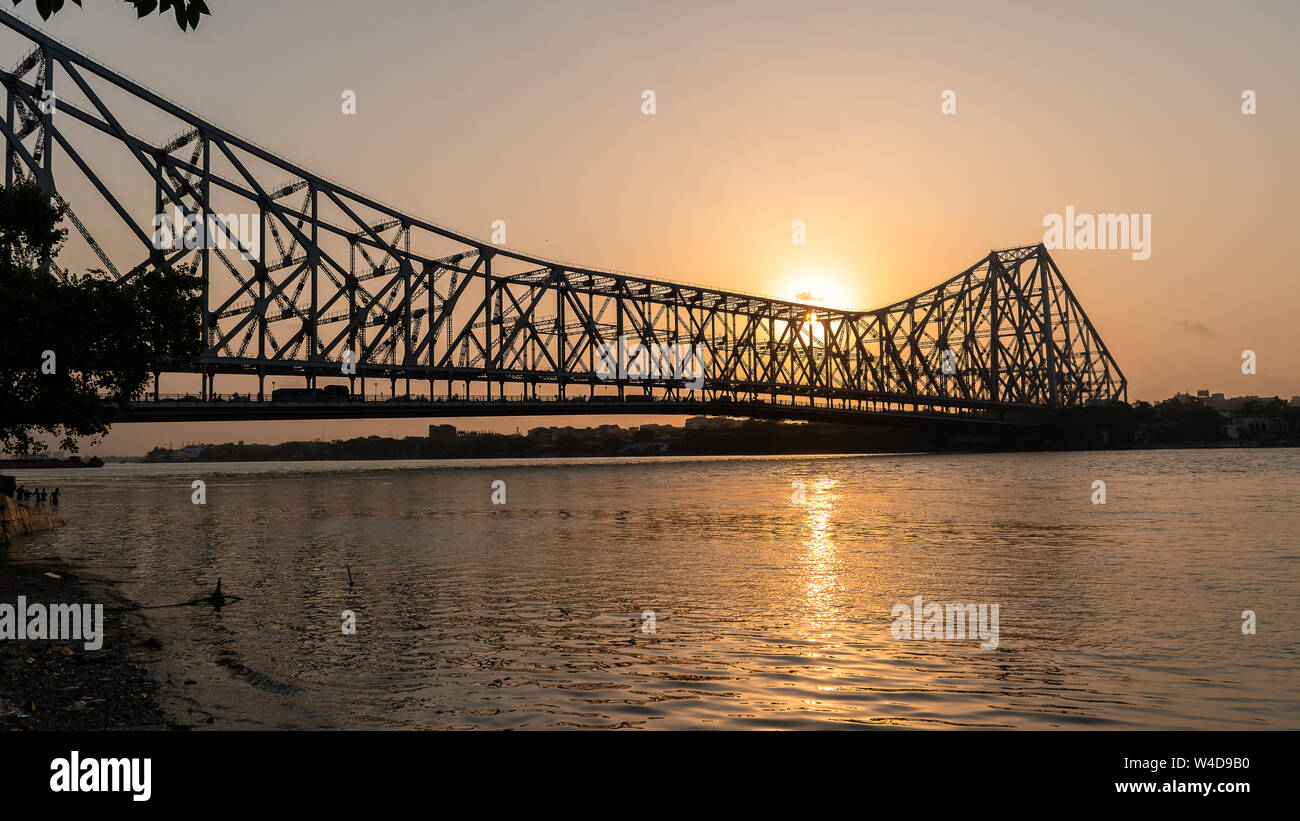 Sunrise over ganges river in india hi-res stock photography and images ...