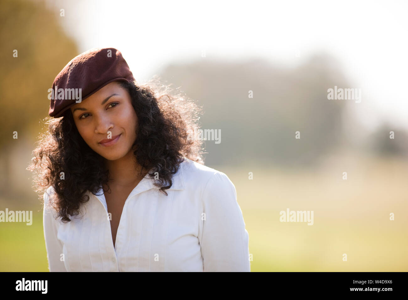 Female wearing flat cap hi-res stock photography and images - Alamy