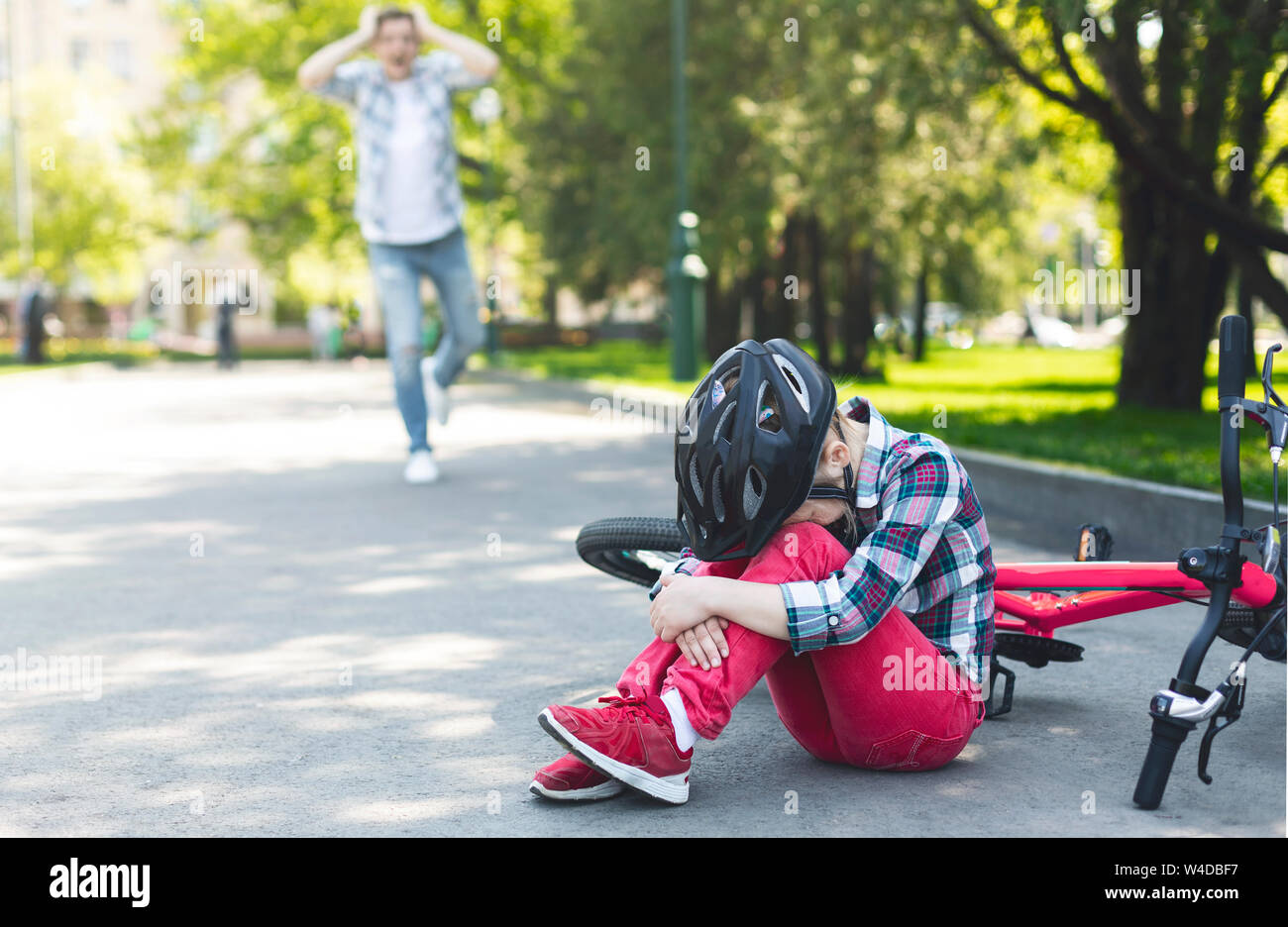 Child falling bicycle hi-res stock photography and images - Alamy