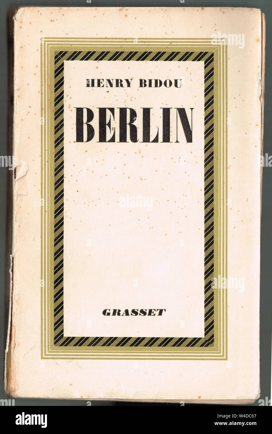 "Berlin", a book by Henri Bidou, 1936, France Stock Photo - Alamy