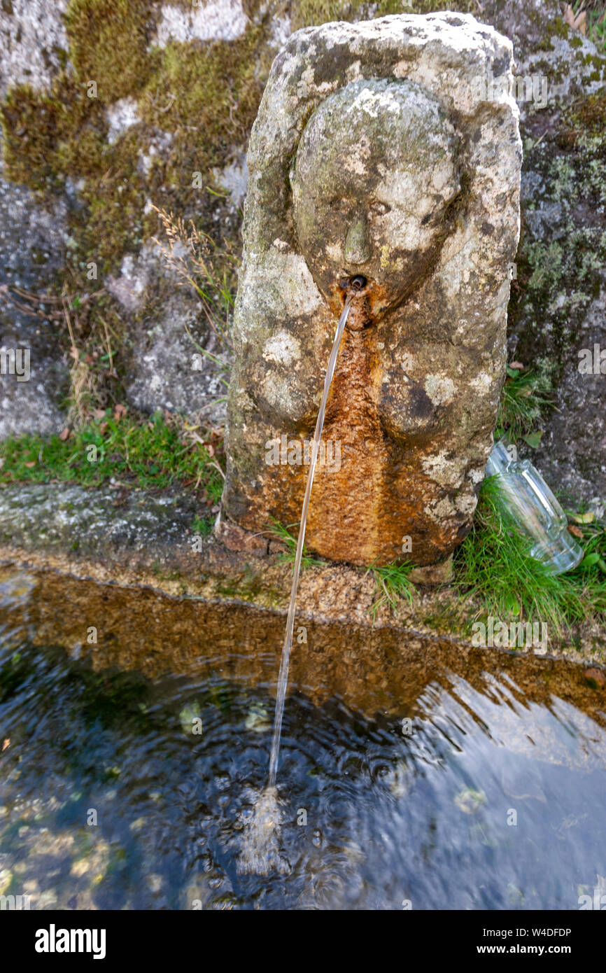Human face sculpture hi-res stock photography and images - Alamy