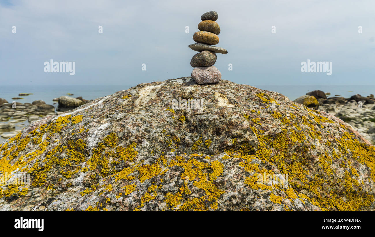 Stack stone hi-res stock photography and images - Alamy