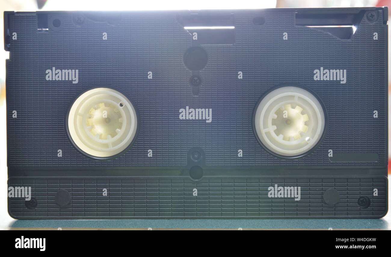 Old reel reel tape recorder hi-res stock photography and images - Alamy