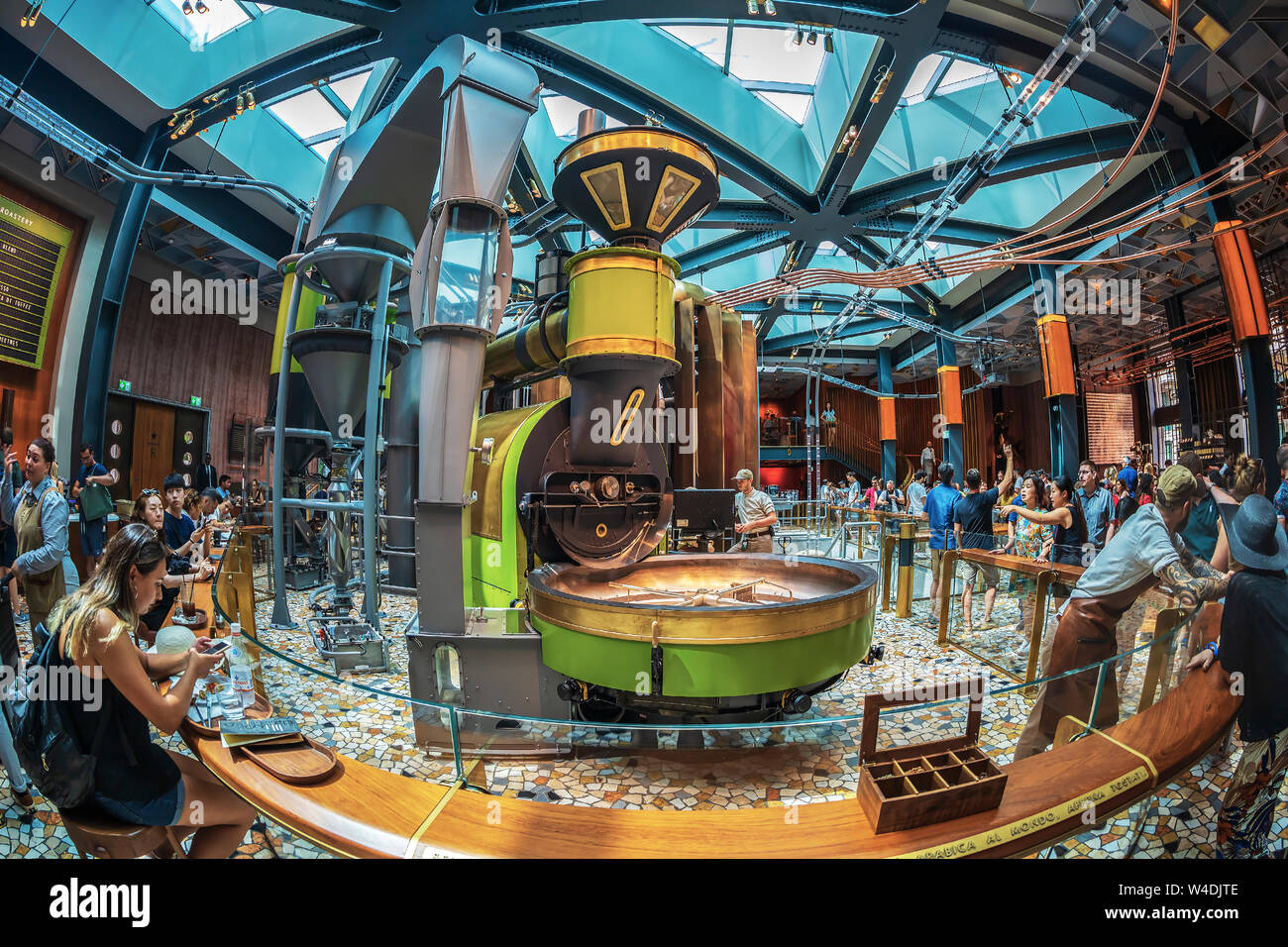 Starbucks italiy hi-res stock photography and images - Alamy