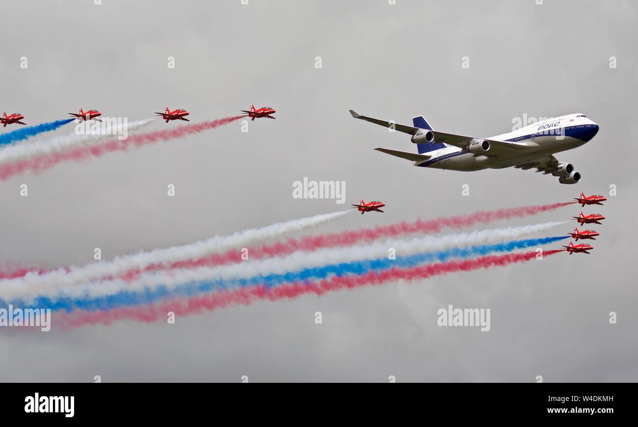 British Airways Boeing 747 and the Red Arrows performing a special ...