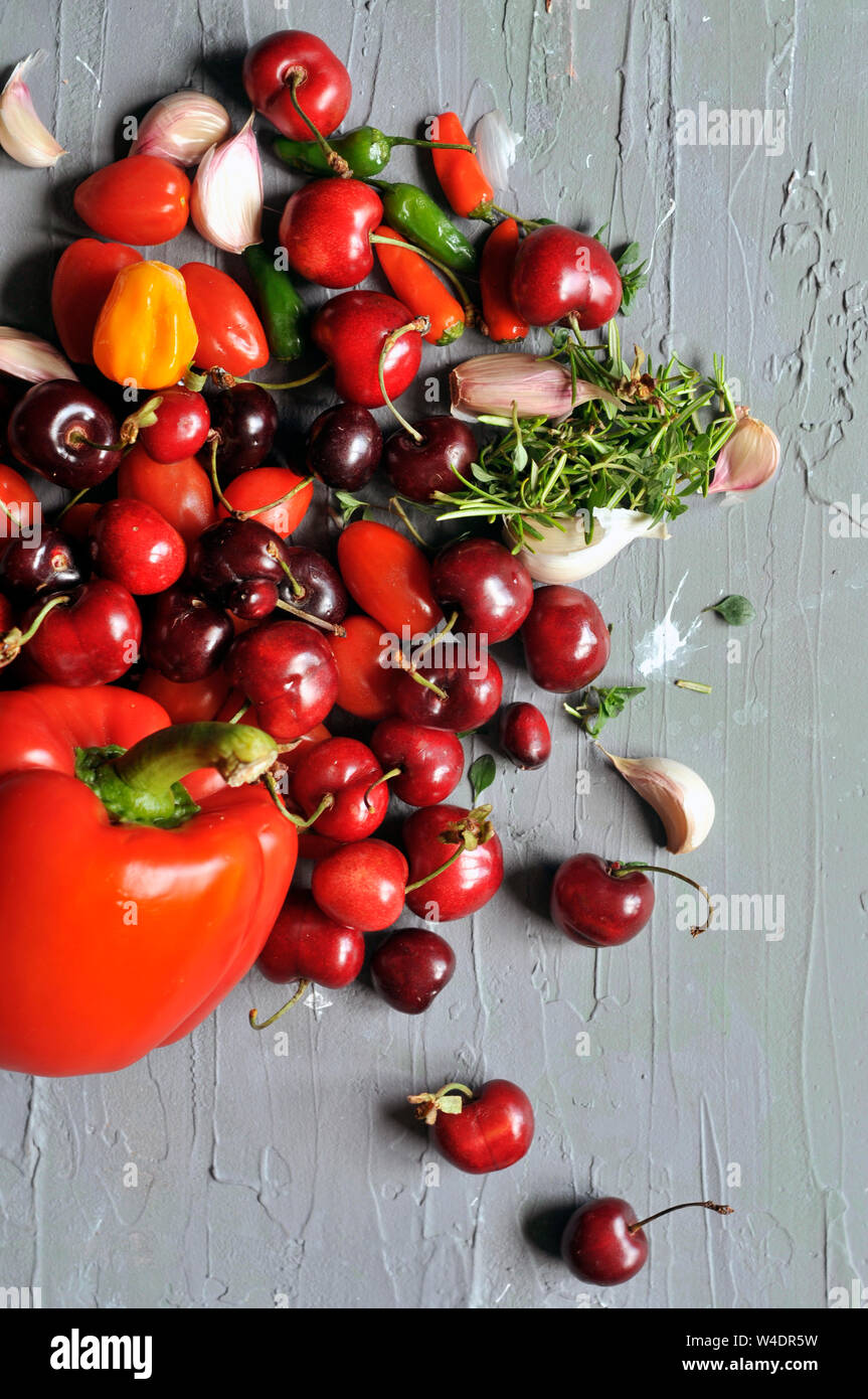 Grow chilli pepper seeds hi-res stock photography and images - Alamy