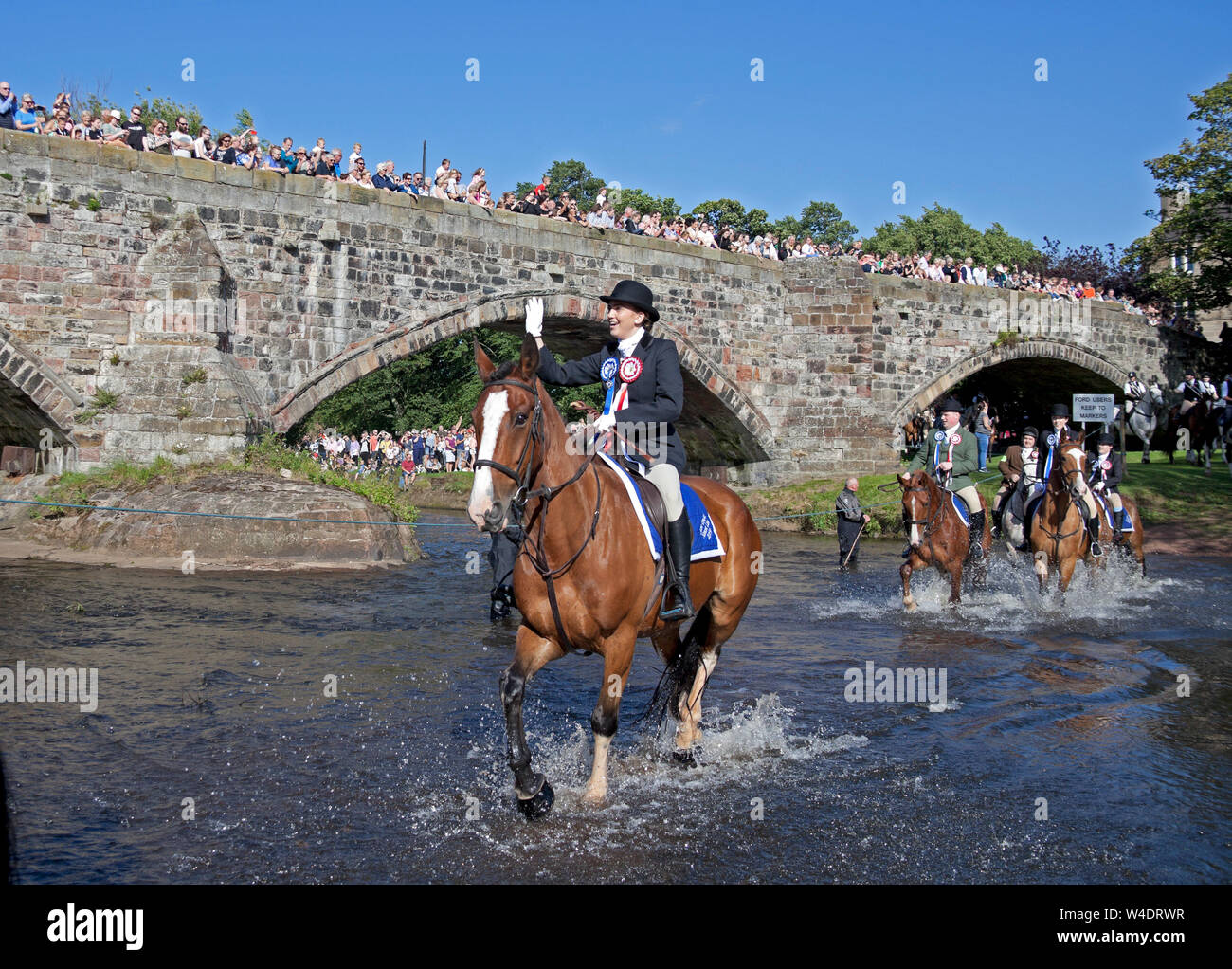 Crusaders cross hi-res stock photography and images - Alamy
